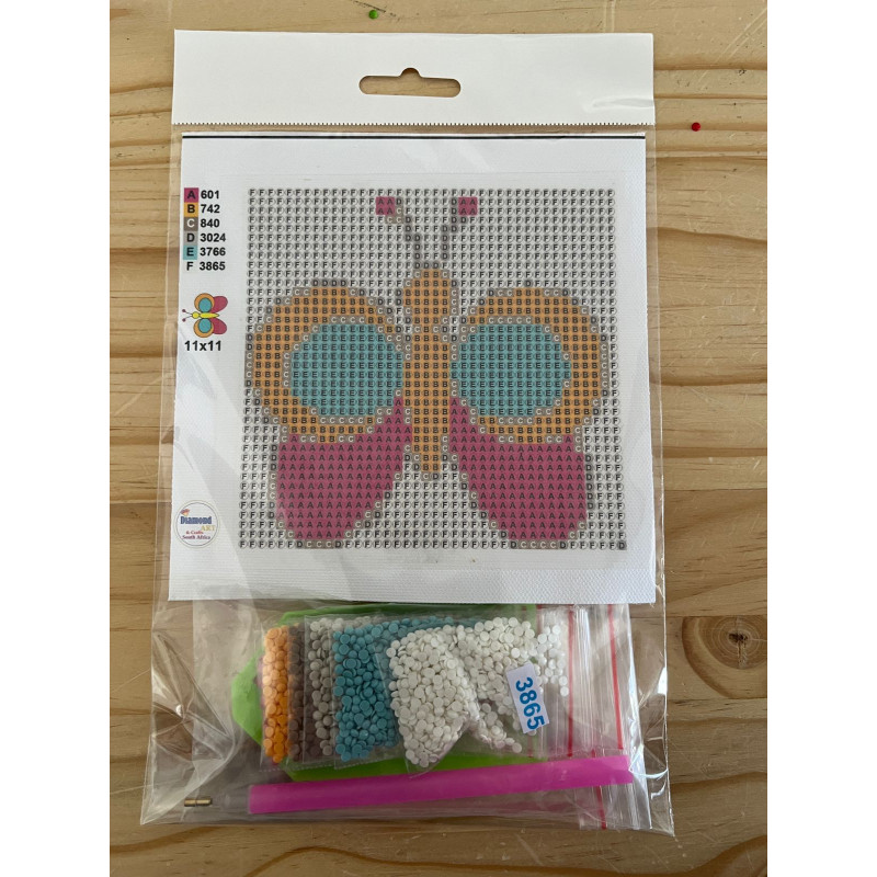 Butterfly Diamond Dot